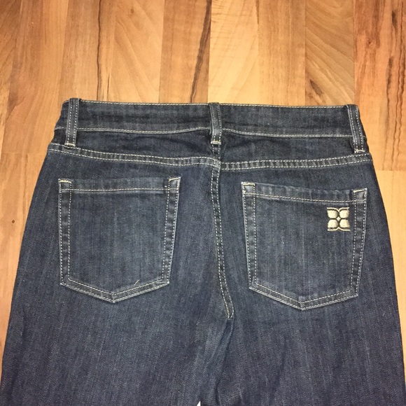 BCBGMaxAzria | Jeans | Blue Bcbg Maxazria Size 28 Straight Leg Jeans ...